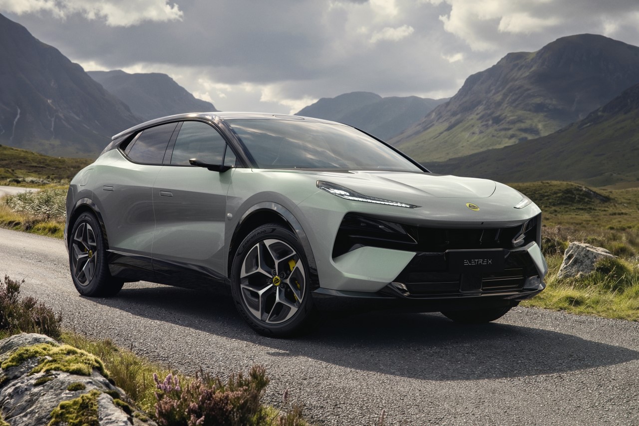 Lotus Eletre X (2026). Fini le plan tout-électrique, le SUV passe à l ...