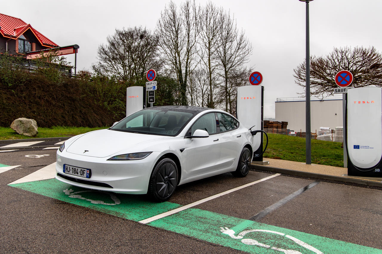 Tesla. De grosses remises sur les Model 3 et Model Y jusqu'au 30 juin ...