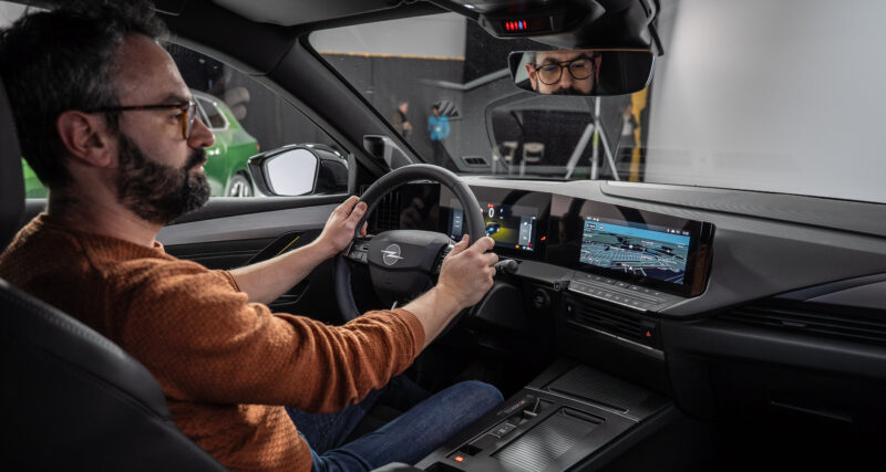 Nouvelle Opel Astra restylée : le chaînon manquant de Stellantis, sur les traces de ses cousines ...